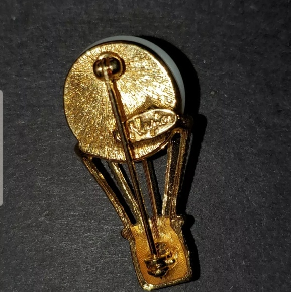 Napier | Jewelry | Vintage Napier Brooch | Poshmark